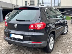 Melns Volkswagen Tiguan 2008 Kauņa, ar dzinēja tilpumu 2.00 L un nobraukumu 280 tūkst. km par 4250 €, foto 5 vietnē AUTOMOTO.COM.LV