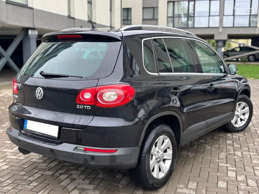 Melns Volkswagen Tiguan 2008 Kauņa, ar dzinēja tilpumu 2.00 L un nobraukumu 280 tūkst. km par 4250 €, foto 10 vietnē AUTOMOTO.COM.LV