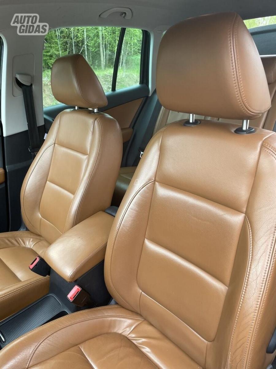 Melns Volkswagen Tiguan 2008 Viļņa, ar dzinēja tilpumu 2.00 L un nobraukumu 334 tūkst. km par 5300 €, foto 17 vietnē AUTOMOTO.COM.LV