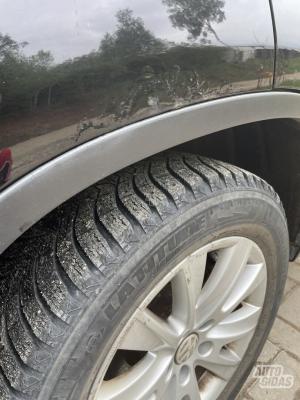 Melns Volkswagen Tiguan 2008 Viļņa, ar dzinēja tilpumu 2.00 L un nobraukumu 334 tūkst. km par 5300 €, foto 30 vietnē AUTOMOTO.COM.LV