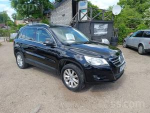 Melns Volkswagen Tiguan 2008 Rēzekne, ar dzinēja tilpumu 2.00 L un nobraukumu 331 tūkst. km par 4200 €, foto 4 vietnē AUTOMOTO.COM.LV