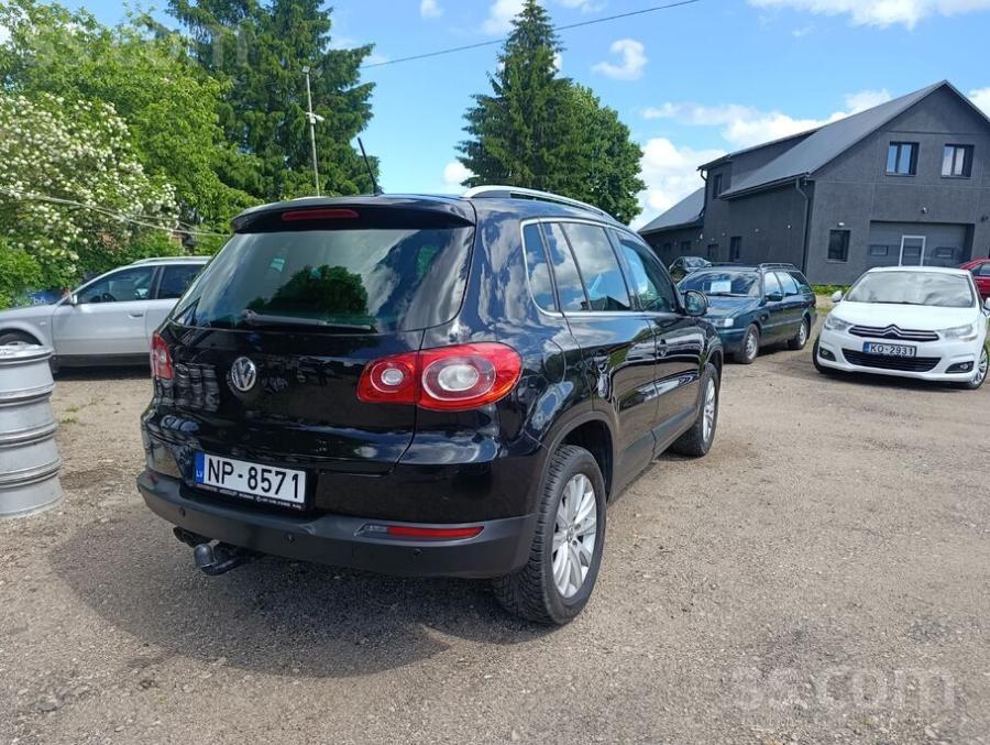 Melns Volkswagen Tiguan 2008 Rēzekne, ar dzinēja tilpumu 2.00 L un nobraukumu 331 tūkst. km par 4200 €, foto 6 vietnē AUTOMOTO.COM.LV