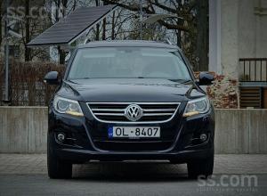 Black Volkswagen Tiguan 2008 in Jelgava, with an engine capacity of 2.00 L and mileage of 247 thousand km for 5990 €, photo  on AUTOMOTO.COM.LV