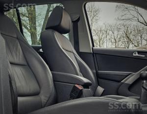 Black Volkswagen Tiguan 2008 in Jelgava, with an engine capacity of 2.00 L and mileage of 247 thousand km for 5990 €, photo 17 on AUTOMOTO.COM.LV