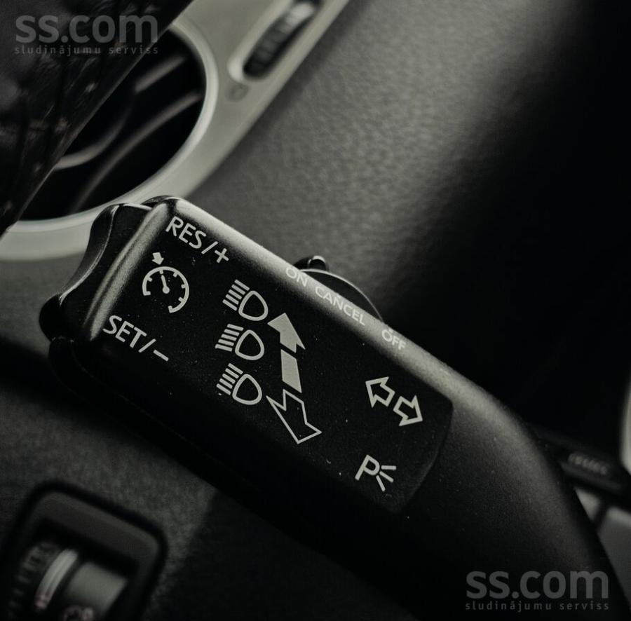 Black Volkswagen Tiguan 2008 in Jelgava, with an engine capacity of 2.00 L and mileage of 247 thousand km for 5990 €, photo 19 on AUTOMOTO.COM.LV