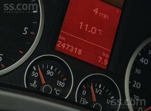 Black Volkswagen Tiguan 2008 in Jelgava, with an engine capacity of 2.00 L and mileage of 247 thousand km for 5990 €, photo 25 on AUTOMOTO.COM.LV