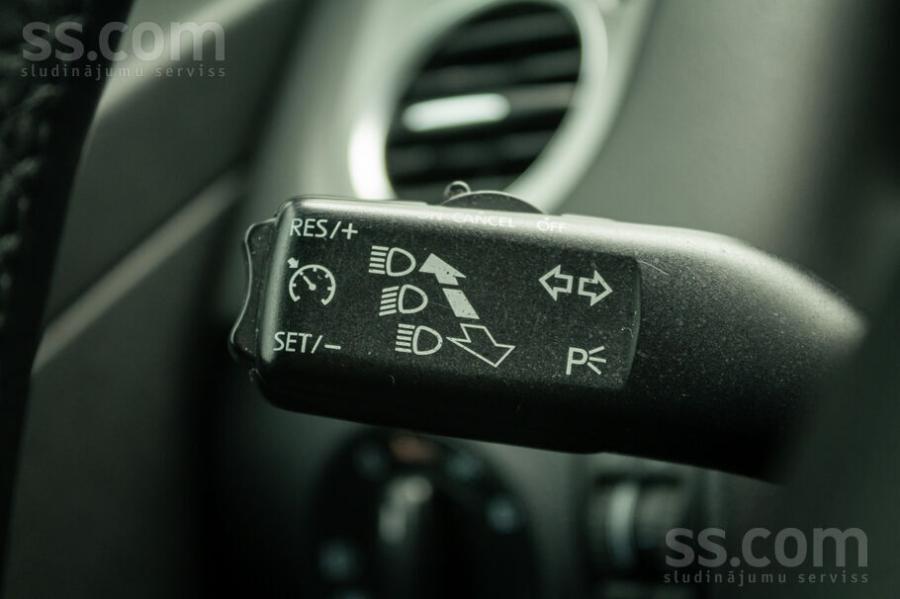 Melns Volkswagen Tiguan 2008 Jelgava, ar dzinēja tilpumu 2.00 L un nobraukumu 332 tūkst. km par 5300 €, foto 14 vietnē AUTOMOTO.COM.LV