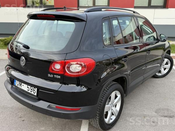 Melns Volkswagen Tiguan 2008 Rīga, ar dzinēja tilpumu 2.00 L un nobraukumu 255 tūkst. km par 6850 €, foto 4 vietnē AUTOMOTO.COM.LV