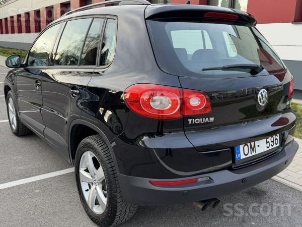 Melns Volkswagen Tiguan 2008 Rīga, ar dzinēja tilpumu 2.00 L un nobraukumu 255 tūkst. km par 6850 €, foto 8 vietnē AUTOMOTO.COM.LV