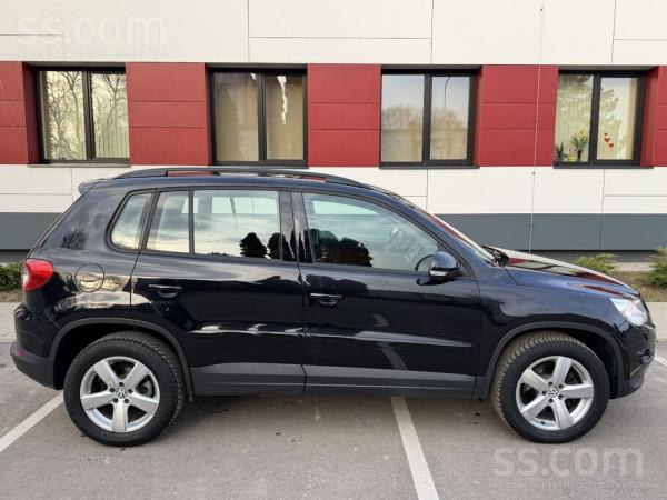 Melns Volkswagen Tiguan 2008 Rīga, ar dzinēja tilpumu 2.00 L un nobraukumu 255 tūkst. km par 6850 €, foto 10 vietnē AUTOMOTO.COM.LV