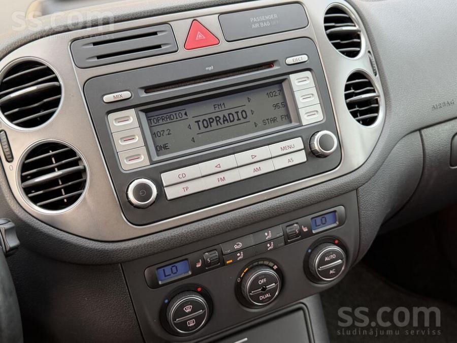 Black Volkswagen Tiguan 2008 in Riga, with an engine capacity of 2.00 L and mileage of 255 thousand km for 6850 €, photo 27 on AUTOMOTO.COM.LV