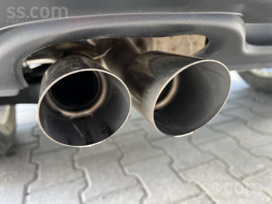 Melns Volkswagen Tiguan 2008 Jēkabpils, ar dzinēja tilpumu 2.00 L un nobraukumu 202 tūkst. km par 6500 €, foto 8 vietnē AUTOMOTO.COM.LV