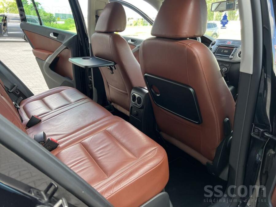 Melns Volkswagen Tiguan 2008 Jēkabpils, ar dzinēja tilpumu 2.00 L un nobraukumu 202 tūkst. km par 6500 €, foto 12 vietnē AUTOMOTO.COM.LV
