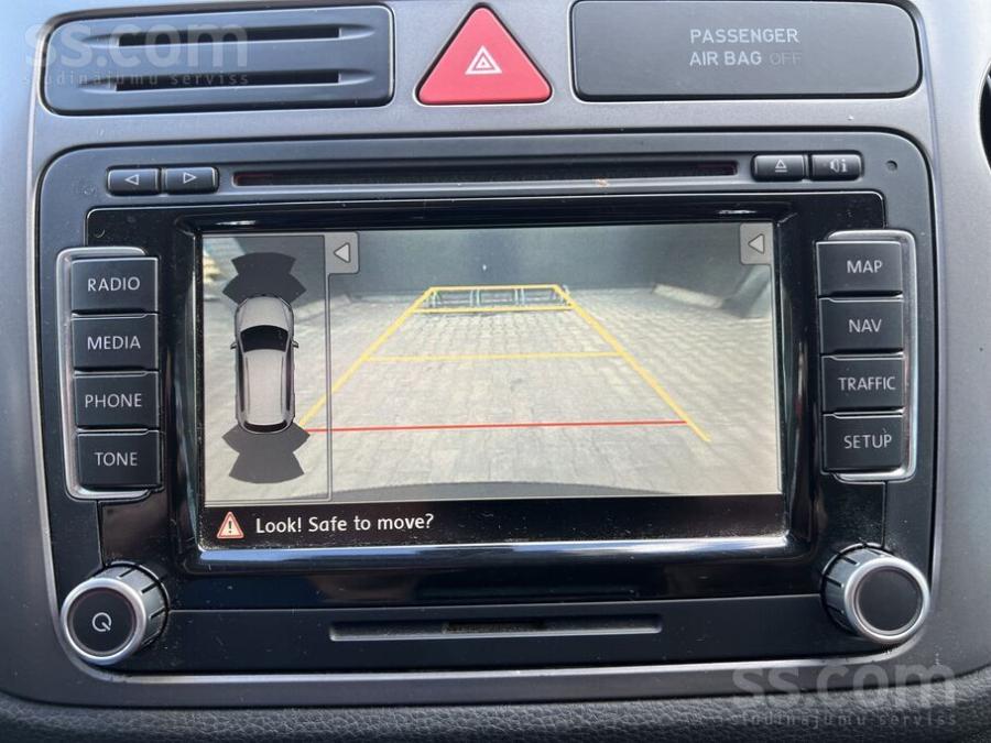 Melns Volkswagen Tiguan 2008 Jēkabpils, ar dzinēja tilpumu 2.00 L un nobraukumu 202 tūkst. km par 6500 €, foto 17 vietnē AUTOMOTO.COM.LV