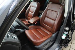 Black Volkswagen Tiguan 2008 in Tukums, with an engine capacity of 2.00 L and mileage of 346 thousand km for 5990 €, photo 6 on AUTOMOTO.COM.LV