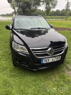 Melns Volkswagen Tiguan 2008 Daugavpils, ar dzinēja tilpumu 2.00 L un nobraukumu 307 tūkst. km par 4950 €, foto  vietnē AUTOMOTO.COM.LV