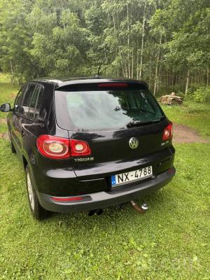 Melns Volkswagen Tiguan 2008 Daugavpils, ar dzinēja tilpumu 2.00 L un nobraukumu 307 tūkst. km par 4950 €, foto 6 vietnē AUTOMOTO.COM.LV