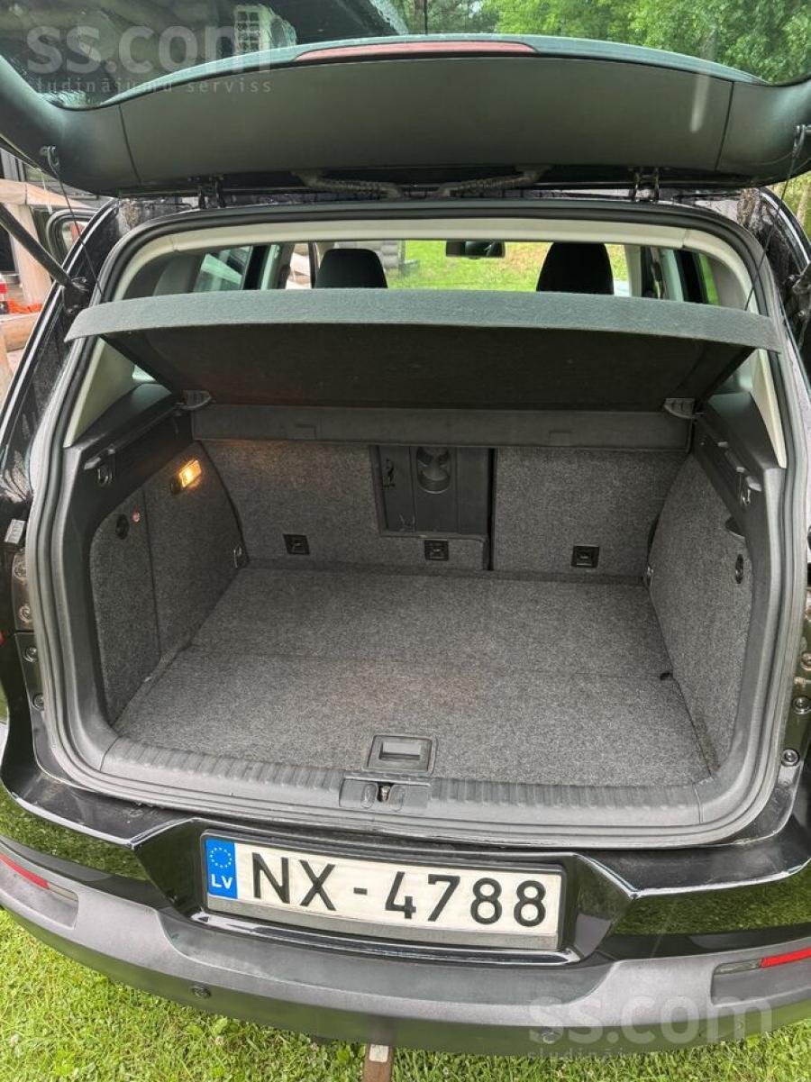 Melns Volkswagen Tiguan 2008 Daugavpils, ar dzinēja tilpumu 2.00 L un nobraukumu 307 tūkst. km par 4950 €, foto 8 vietnē AUTOMOTO.COM.LV