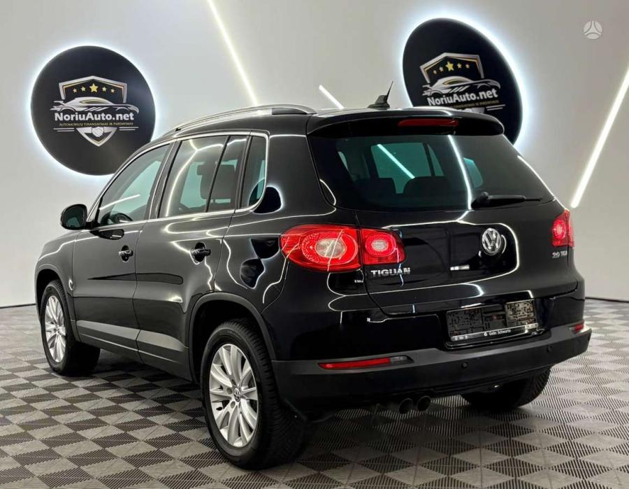 Melns Volkswagen Tiguan 2008 Marijampole, ar dzinēja tilpumu 1.97 L un nobraukumu 188 tūkst. km par 6750 €, foto 28 vietnē AUTOMOTO.COM.LV