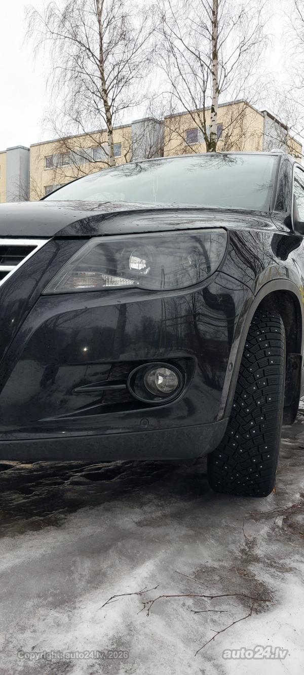 Melns Volkswagen Tiguan 2008 Veru, ar dzinēja tilpumu 2.00 L un nobraukumu 0 tūkst. km par 3500 €, foto 1 vietnē AUTOMOTO.COM.LV