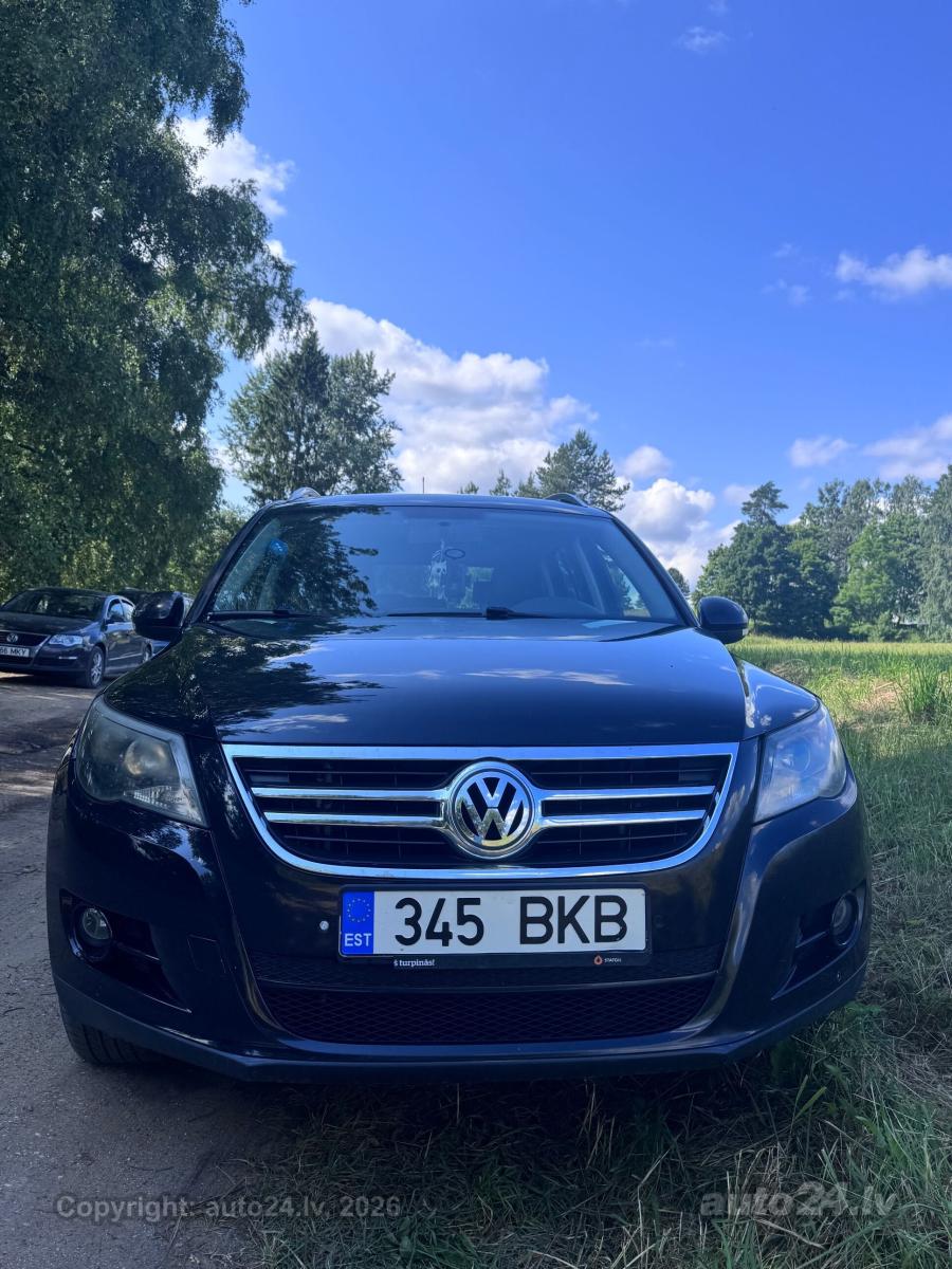 Black Volkswagen Tiguan 2008 in Voru, with an engine capacity of 2.00 L and mileage of 0 thousand km for 3500 €, photo 3 on AUTOMOTO.COM.LV