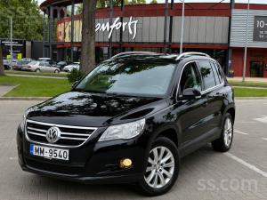Melns Volkswagen Tiguan 2008 Rīga, ar dzinēja tilpumu 2.00 L un nobraukumu 305 tūkst. km par 4950 €, foto  vietnē AUTOMOTO.COM.LV