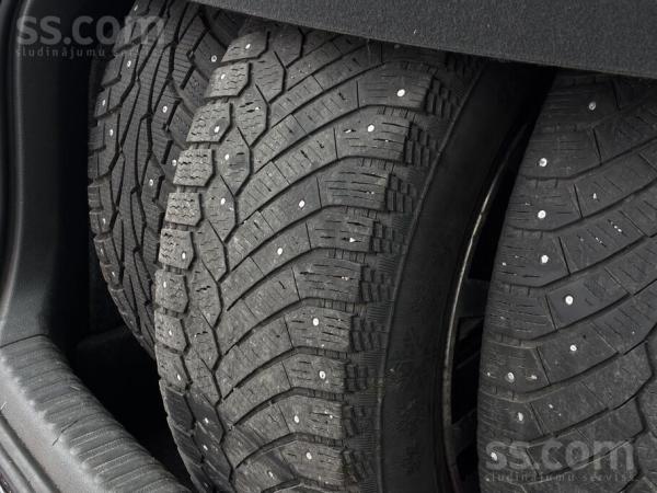 Melns Volkswagen Tiguan 2008 Rīga, ar dzinēja tilpumu 2.00 L un nobraukumu 305 tūkst. km par 4950 €, foto 8 vietnē AUTOMOTO.COM.LV
