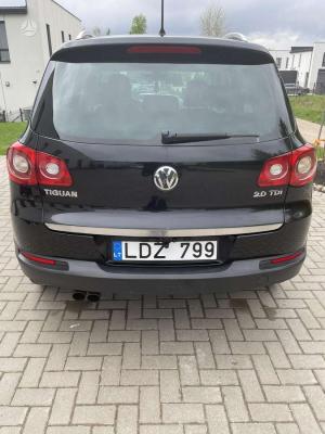 Melns Volkswagen Tiguan 2008 Viļņa, ar dzinēja tilpumu 1.97 L un nobraukumu 337 tūkst. km par 4500 €, foto 6 vietnē AUTOMOTO.COM.LV