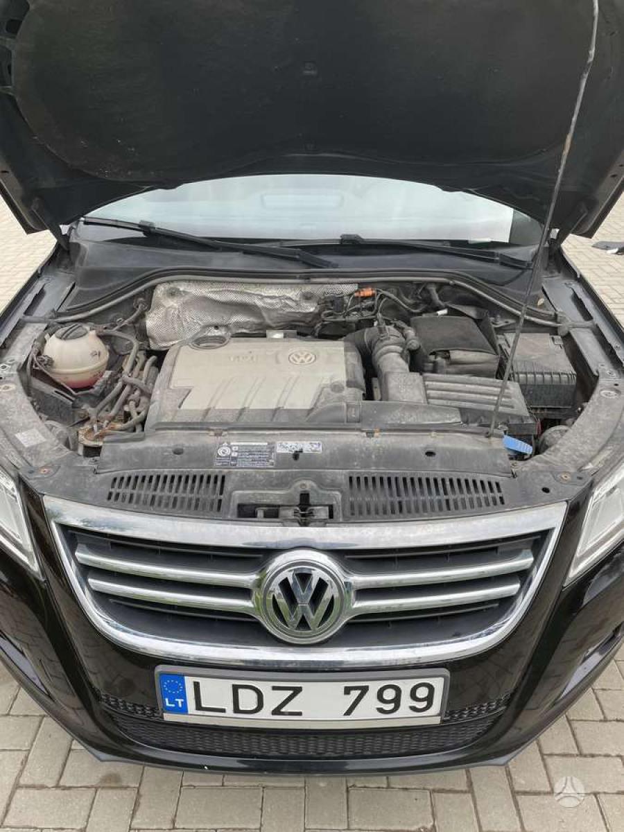 Melns Volkswagen Tiguan 2008 Viļņa, ar dzinēja tilpumu 1.97 L un nobraukumu 337 tūkst. km par 4500 €, foto 11 vietnē AUTOMOTO.COM.LV