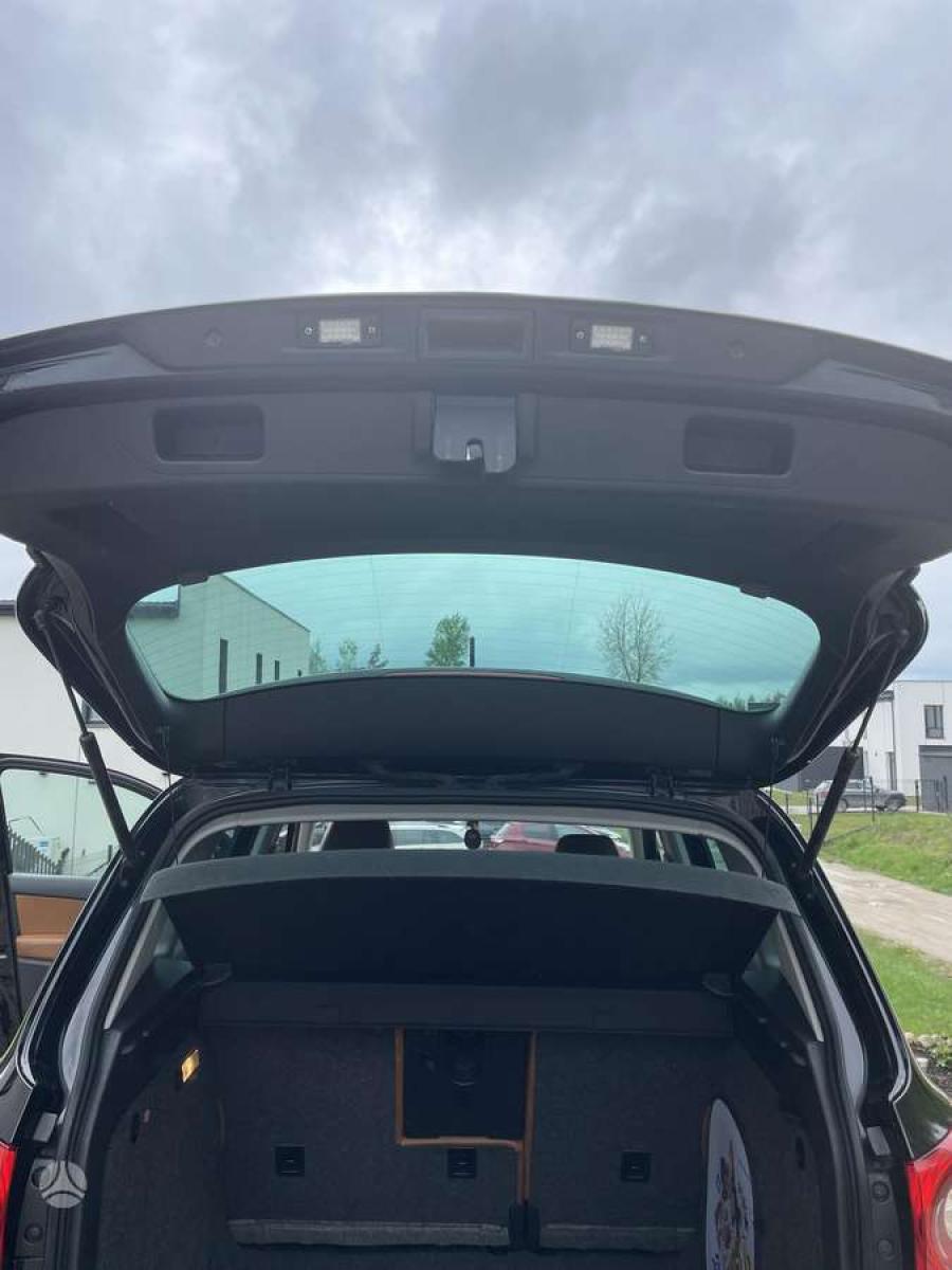 Melns Volkswagen Tiguan 2008 Viļņa, ar dzinēja tilpumu 1.97 L un nobraukumu 337 tūkst. km par 4500 €, foto 21 vietnē AUTOMOTO.COM.LV
