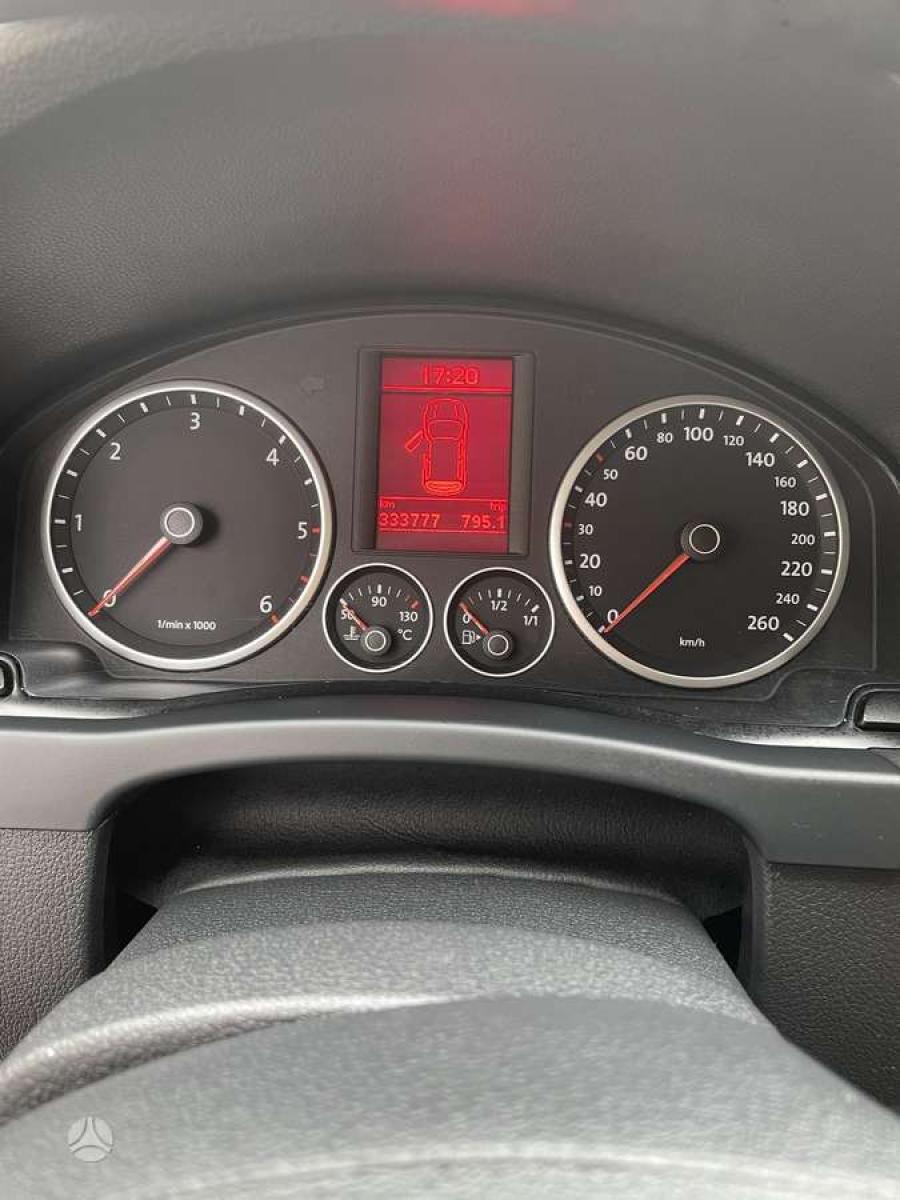 Melns Volkswagen Tiguan 2008 Viļņa, ar dzinēja tilpumu 1.97 L un nobraukumu 337 tūkst. km par 4500 €, foto 24 vietnē AUTOMOTO.COM.LV