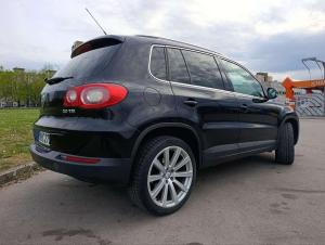 Melns Volkswagen Tiguan 2008 Kauņa, ar dzinēja tilpumu 1.98 L un nobraukumu 220 tūkst. km par 5799 €, foto 11 vietnē AUTOMOTO.COM.LV
