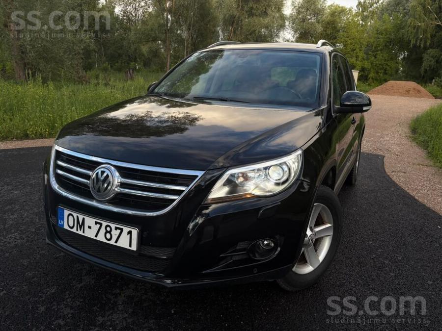 Melns Volkswagen Tiguan 2008 Jelgava, ar dzinēja tilpumu 2.00 L un nobraukumu 162 tūkst. km par 4650 €, foto 1 vietnē AUTOMOTO.COM.LV