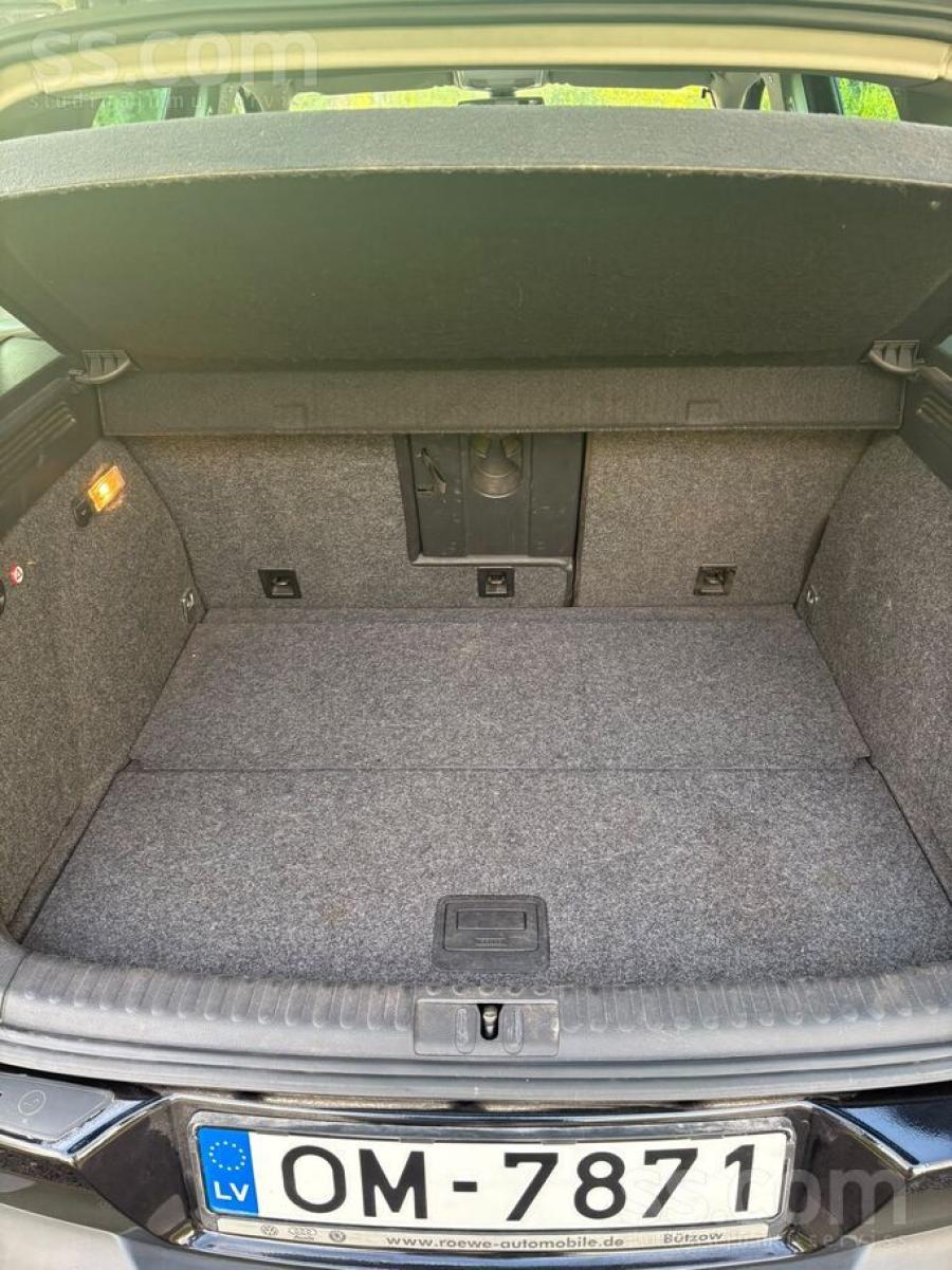 Melns Volkswagen Tiguan 2008 Jelgava, ar dzinēja tilpumu 2.00 L un nobraukumu 162 tūkst. km par 4650 €, foto 11 vietnē AUTOMOTO.COM.LV