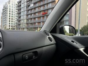 Черный Фольксваген Тигуан 2008 в Рига, объемом двигателя 1.40 л и пробегом 299 тыс. км за 2690 €, фото 18 на AUTOMOTO.COM.LV