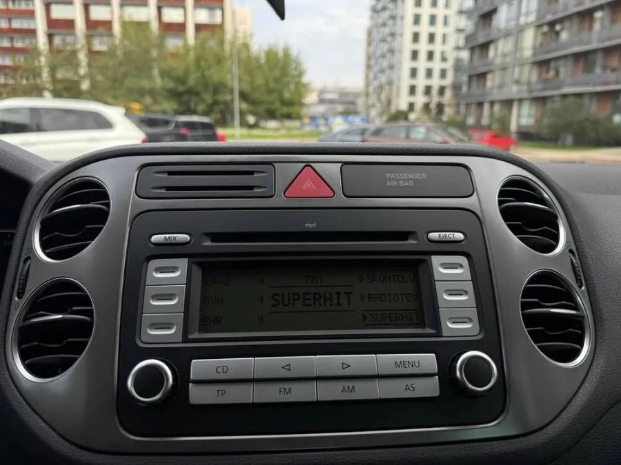 Melns Volkswagen Tiguan 2008 Rīga, ar dzinēja tilpumu 1.40 L un nobraukumu 299 tūkst. km par 2690 €, foto 12 vietnē AUTOMOTO.COM.LV
