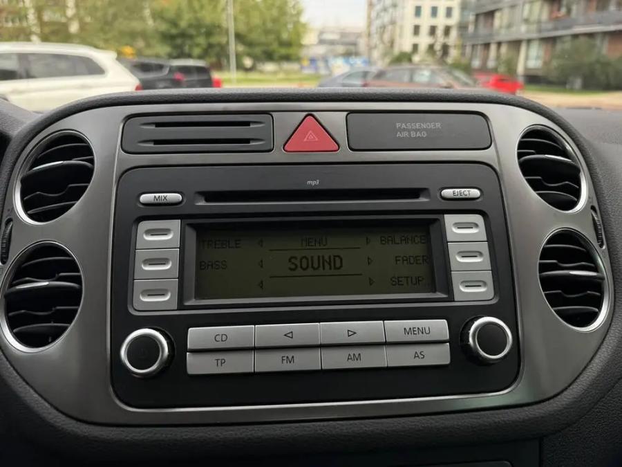 Melns Volkswagen Tiguan 2008 Rīga, ar dzinēja tilpumu 1.40 L un nobraukumu 299 tūkst. km par 2690 €, foto 13 vietnē AUTOMOTO.COM.LV