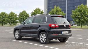 Black Volkswagen Tiguan 2008 in Riga, with an engine capacity of 2.00 L and mileage of 240 thousand km for 7800 €, photo 3 on AUTOMOTO.COM.LV