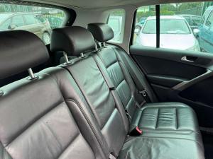 Melns Volkswagen Tiguan 2008 Kauņa, ar dzinēja tilpumu 1.39 L un nobraukumu 267 tūkst. km par 3700 €, foto 8 vietnē AUTOMOTO.COM.LV