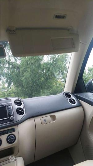 Melns Volkswagen Tiguan 2008 Viļņa, ar dzinēja tilpumu 2.00 L un nobraukumu 200 tūkst. km par 1500 €, foto 7 vietnē AUTOMOTO.COM.LV