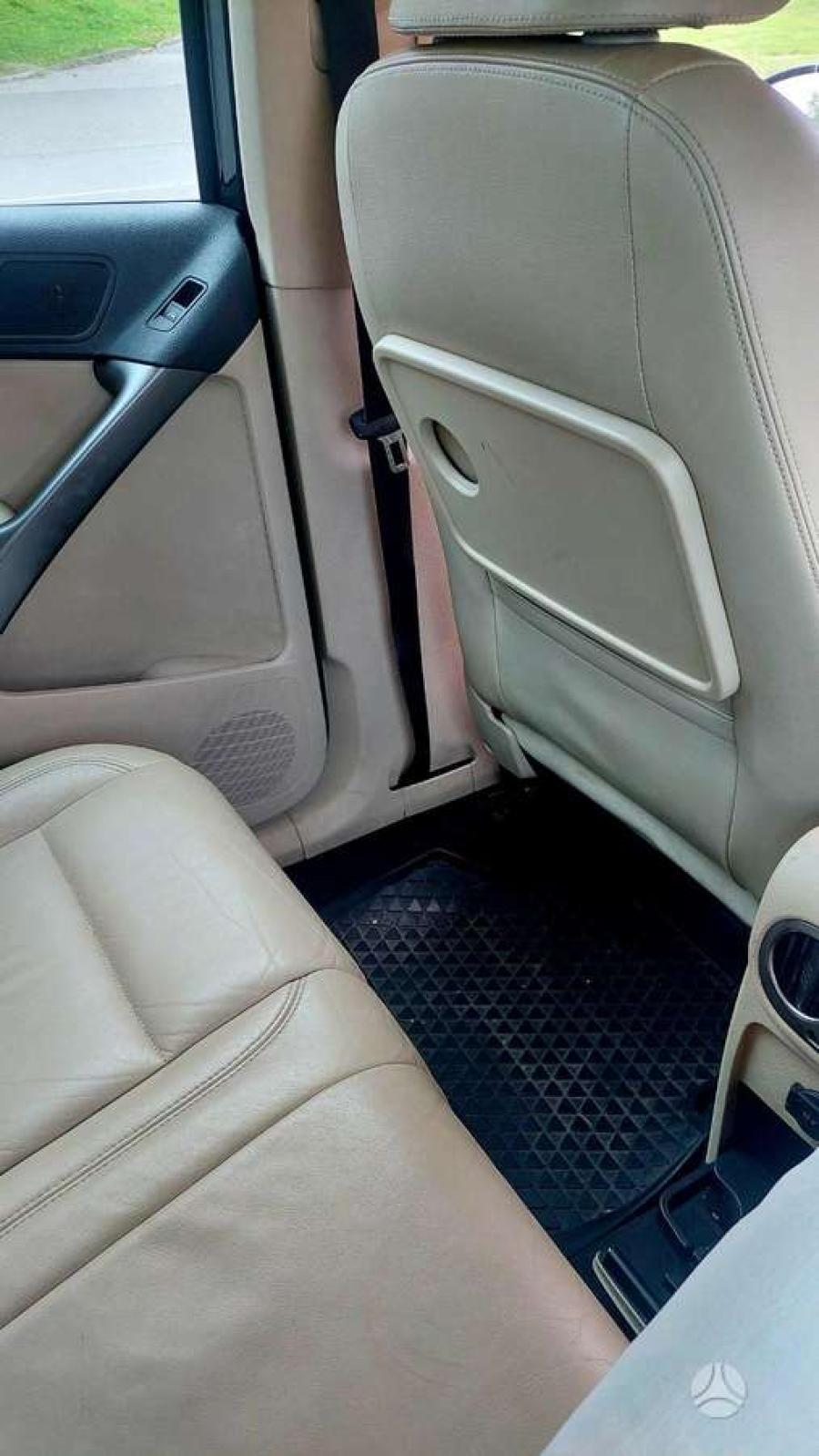 Melns Volkswagen Tiguan 2008 Viļņa, ar dzinēja tilpumu 2.00 L un nobraukumu 200 tūkst. km par 1500 €, foto 19 vietnē AUTOMOTO.COM.LV