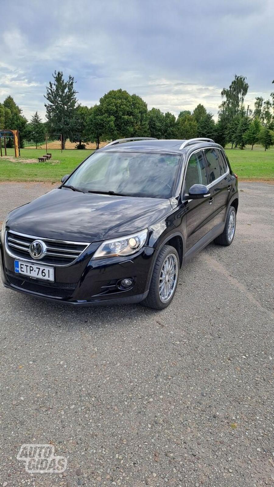 Melns Volkswagen Tiguan 2008 Jonava, ar dzinēja tilpumu 1.40 L un nobraukumu 241 tūkst. km par 5000 €, foto 3 vietnē AUTOMOTO.COM.LV
