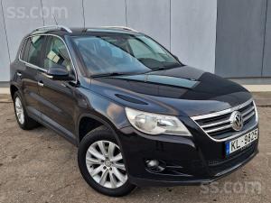 Black Volkswagen Tiguan 2008 in Bauska, with an engine capacity of 2.00 L and mileage of 439 thousand km for 3850 €, photo  on AUTOMOTO.COM.LV