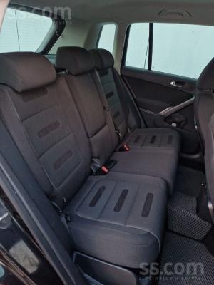 Black Volkswagen Tiguan 2008 in Bauska, with an engine capacity of 2.00 L and mileage of 439 thousand km for 3850 €, photo 17 on AUTOMOTO.COM.LV