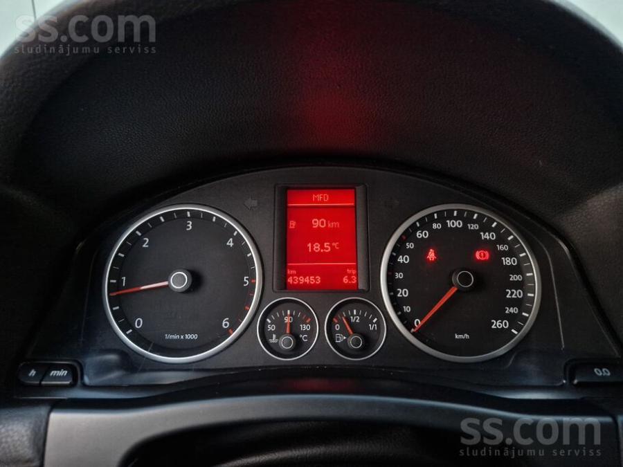Black Volkswagen Tiguan 2008 in Bauska, with an engine capacity of 2.00 L and mileage of 439 thousand km for 3850 €, photo 22 on AUTOMOTO.COM.LV
