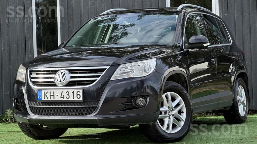 Black Volkswagen Tiguan 2008 in Riga, with an engine capacity of 2.00 L and mileage of 291 thousand km for 4850 €, photo 3 on AUTOMOTO.COM.LV