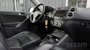 Black Volkswagen Tiguan 2008 in Riga, with an engine capacity of 2.00 L and mileage of 291 thousand km for 4850 €, photo 11 on AUTOMOTO.COM.LV