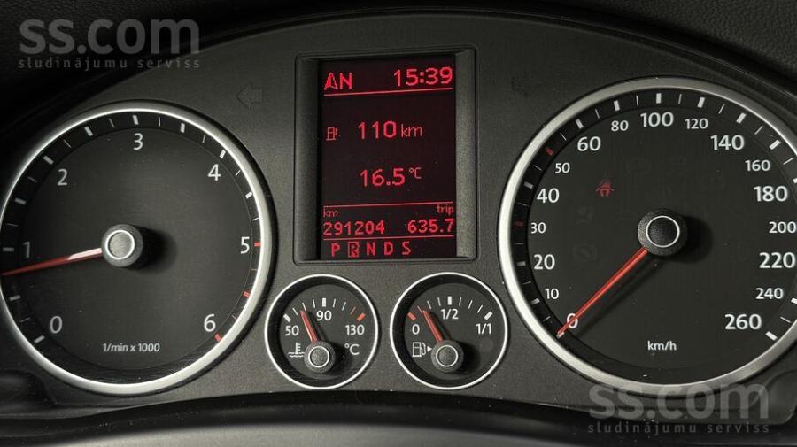 Black Volkswagen Tiguan 2008 in Riga, with an engine capacity of 2.00 L and mileage of 291 thousand km for 4850 €, photo 17 on AUTOMOTO.COM.LV