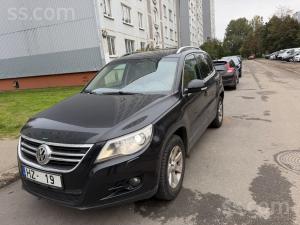 Melns Volkswagen Tiguan 2008 Rīga, ar dzinēja tilpumu 2.00 L un nobraukumu 213 tūkst. km par 4900 €, foto  vietnē AUTOMOTO.COM.LV
