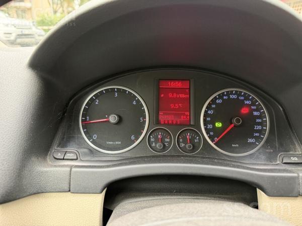Фольксваген Тигуан 2008 в Рига на AUTOMOTO.COM.LV Черный Фольксваген Тигуан 2008 в Рига, объемом двигателя 2.00 л и пробегом 213 тыс. км за 4900 €, фото 6 на AUTOMOTO.COM.LV